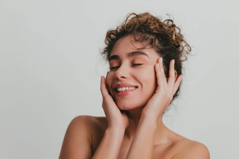 Skin Cycling 101: Routine, Benefits, and More | HUM Nutrition Blog