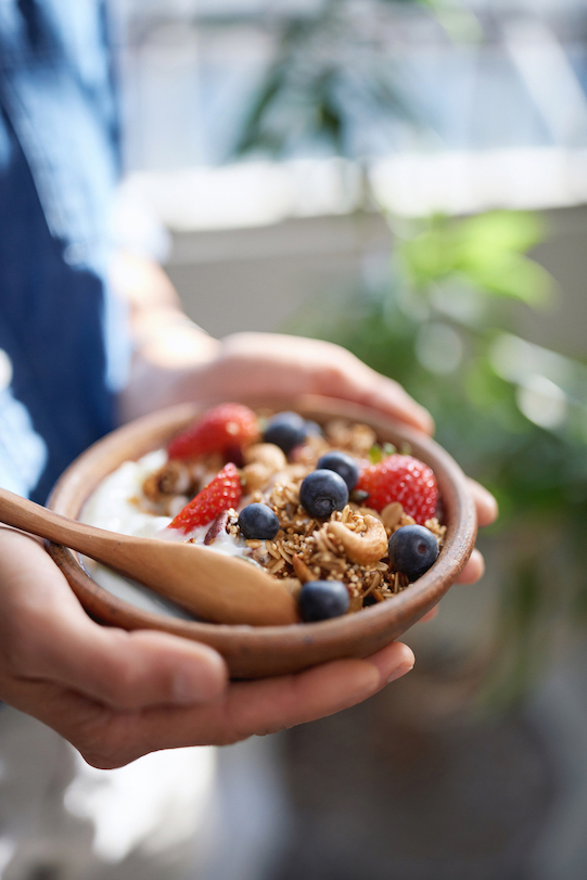 10 Mood-Boosting Snacks | HUM Nutrition Blog